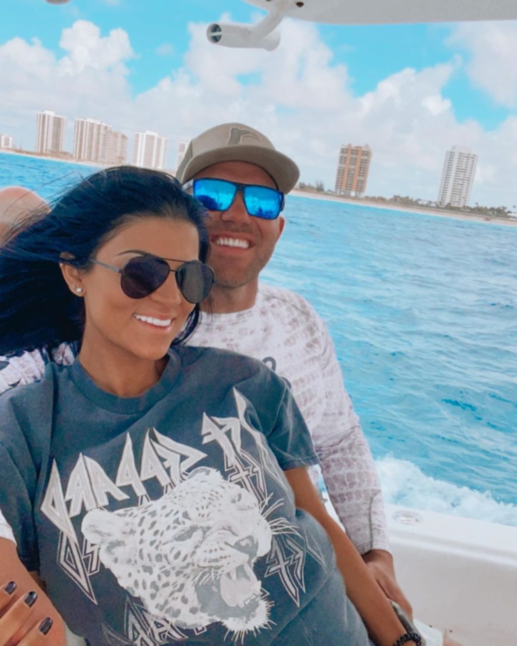 Alex Kompo | Feeling the Vibe Magazine