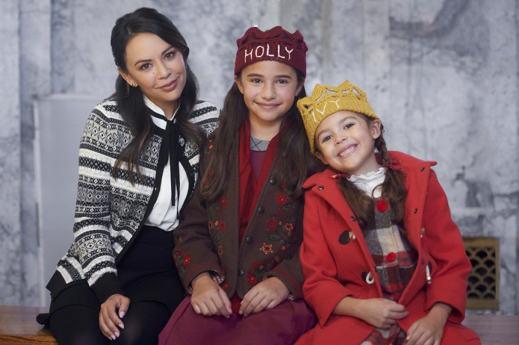 'Holly & Ivy': Janel Parrish, Marisol Nichols, and Jeremy Jordan Star ...